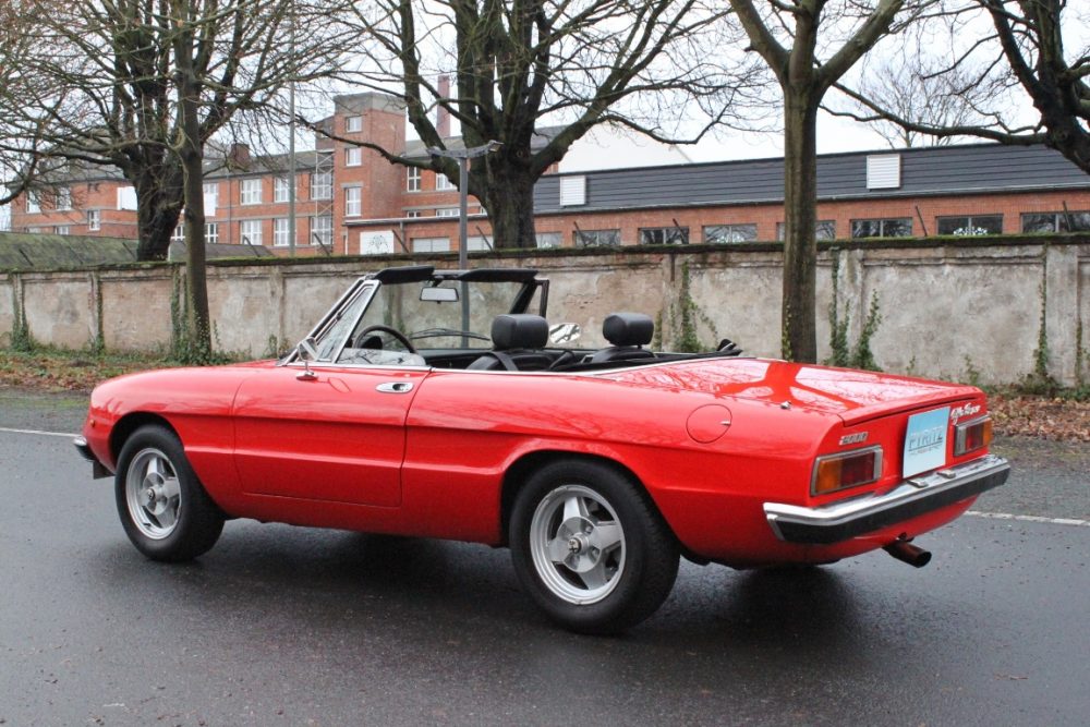Alfa Romeo Alfa Romeo 2000 Spider « Pyritz Classics GmbH In der ...