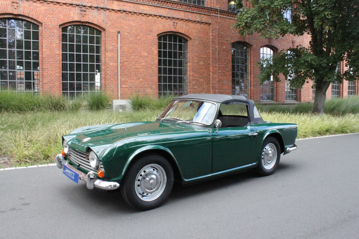 Triumph Triumph TR 4 A IRS « Pyritz Classics GmbH In der Klassikstadt