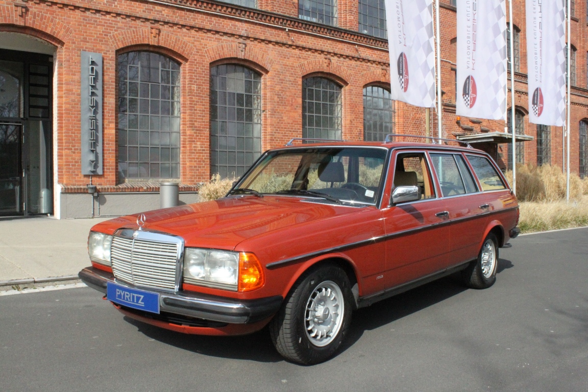 Mercedes Benz Mercedes Benz 230 TE « Pyritz Classics GmbH In der ...