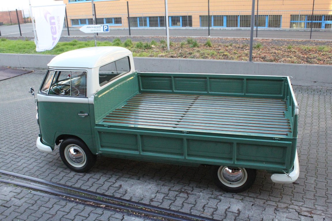 Volkswagen VW T 1 Prische « Pyritz Classics GmbH In der Klassikstadt