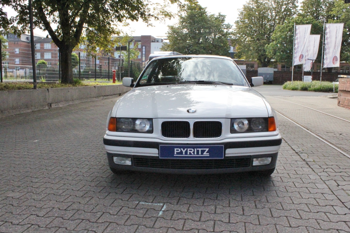 BMW BMW 325 i Coupé « Pyritz Classics GmbH In der Klassikstadt
