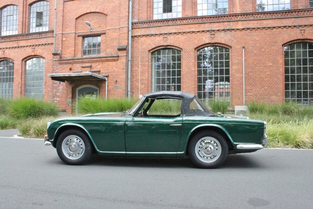 Triumph Triumph TR 4 A IRS « Pyritz Classics GmbH In der Klassikstadt